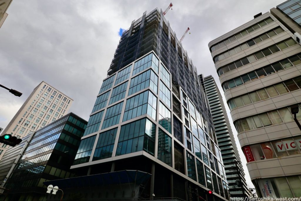 OSAKA 大阪 | Honmachi Sankei Building 本町サンケイビル | 102m | Com ...