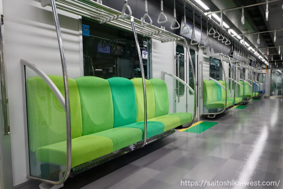 大阪メトロ400系がデビュー！宇宙船をイメージした斬新デザイン、今後の鉄道車両のデザインを変えるブレイクスルーになる可能性 | Re ...